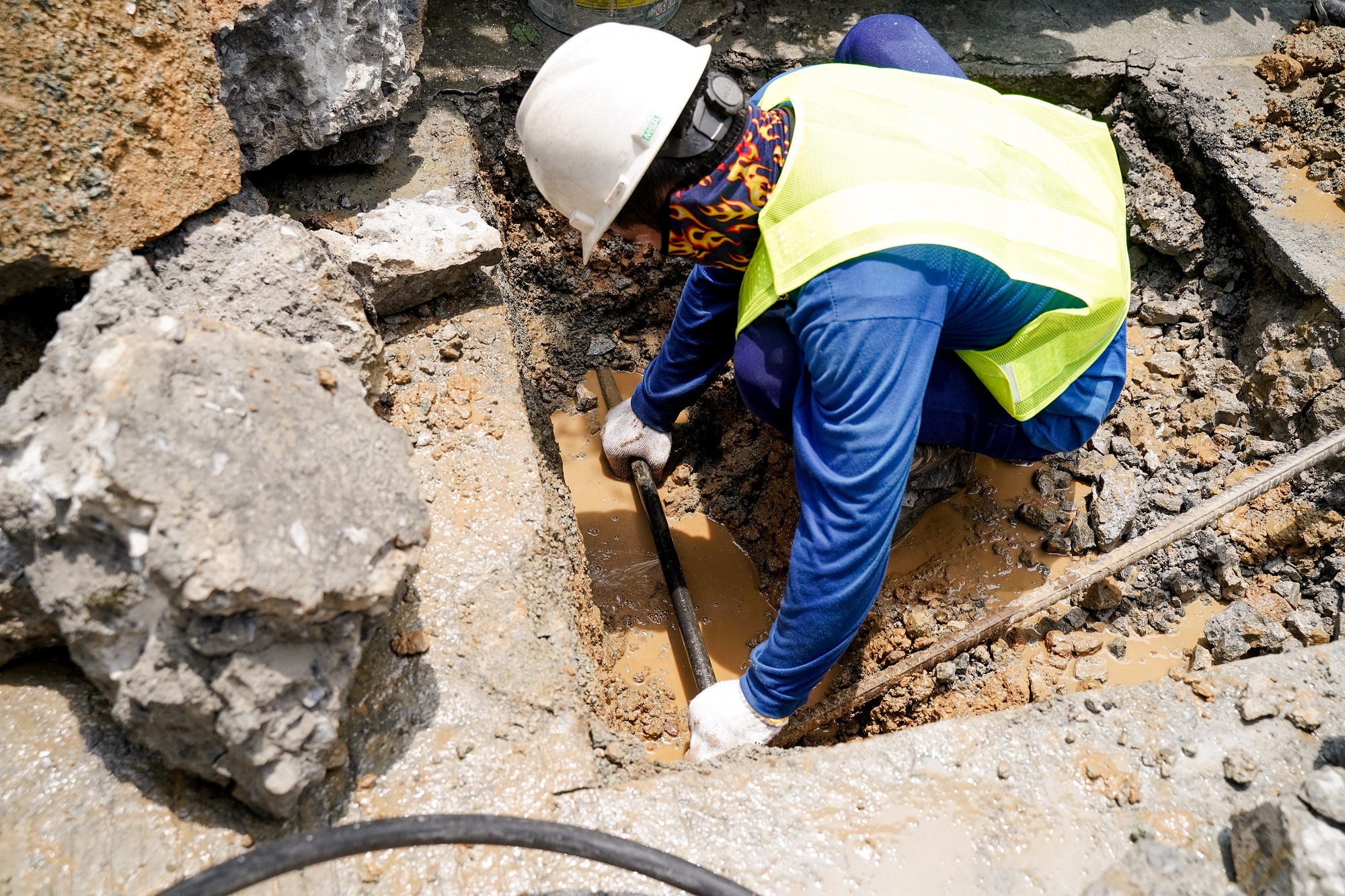 Maynilad hikes water recovery Capex in 2023 by 25% - Maynilad Water ...