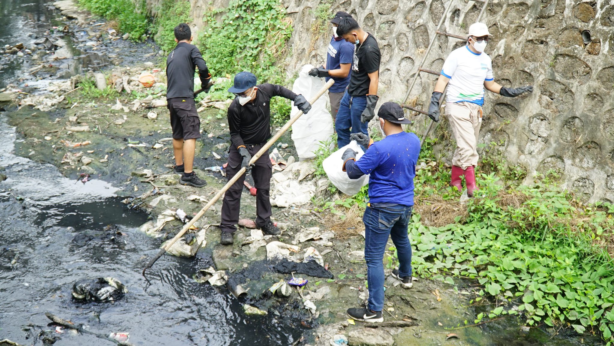 Maynilad celebrates World Water Day 2025 with cleanups, community ...